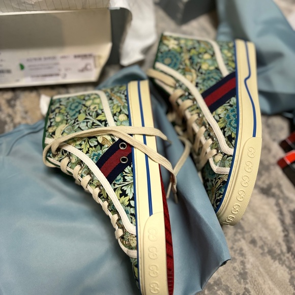 Gucci | Shoes | Gucci Floral Love Affair Tennis 77 Hightop Sneakers ...